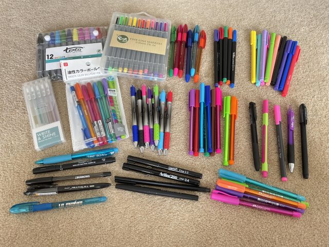 Rating every pen I own (100+!) (The pens you need… and the pens you don ...