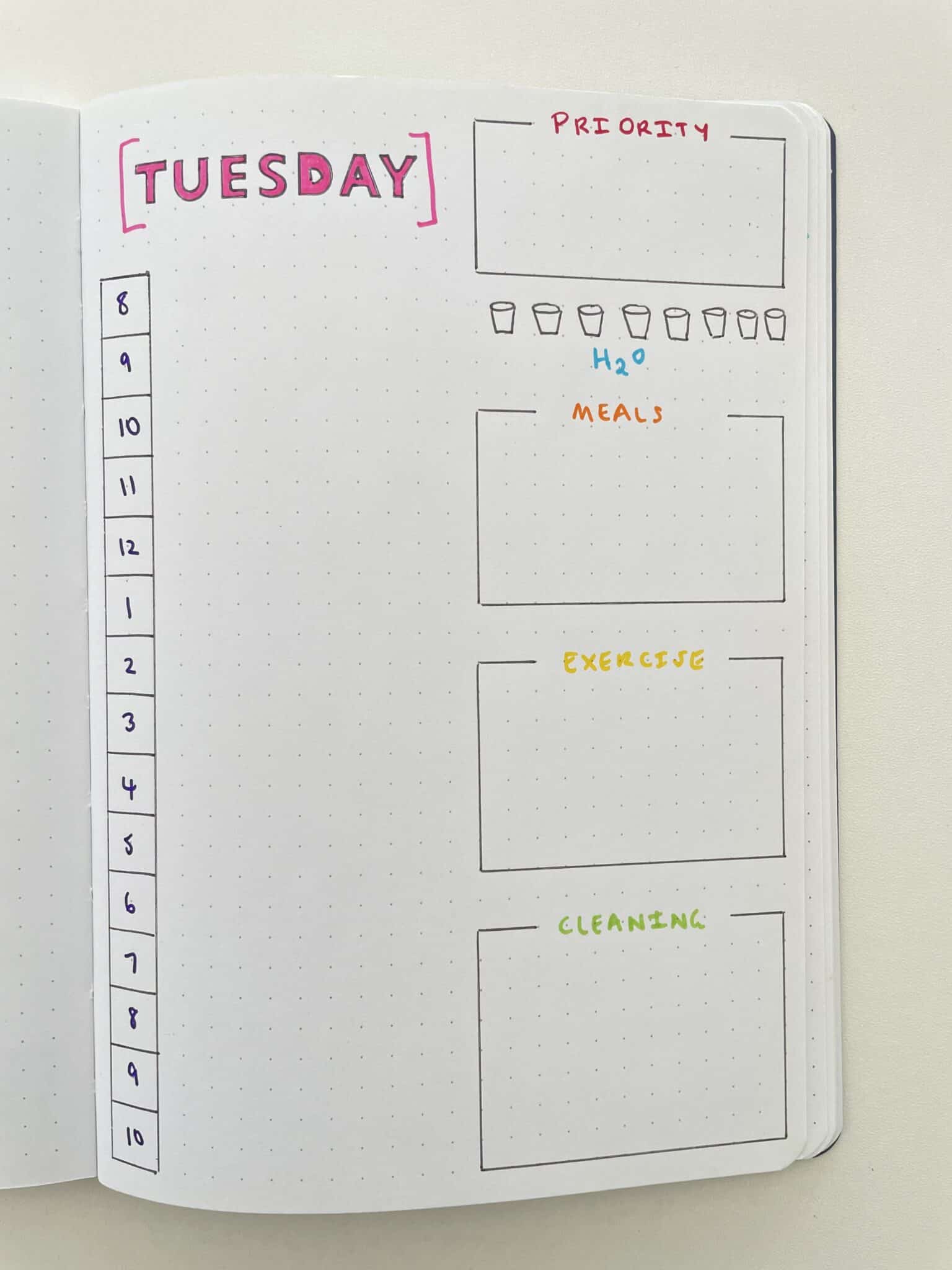 7 Colorful Day to a Page Bullet Journal Layout Ideas – All About Planners